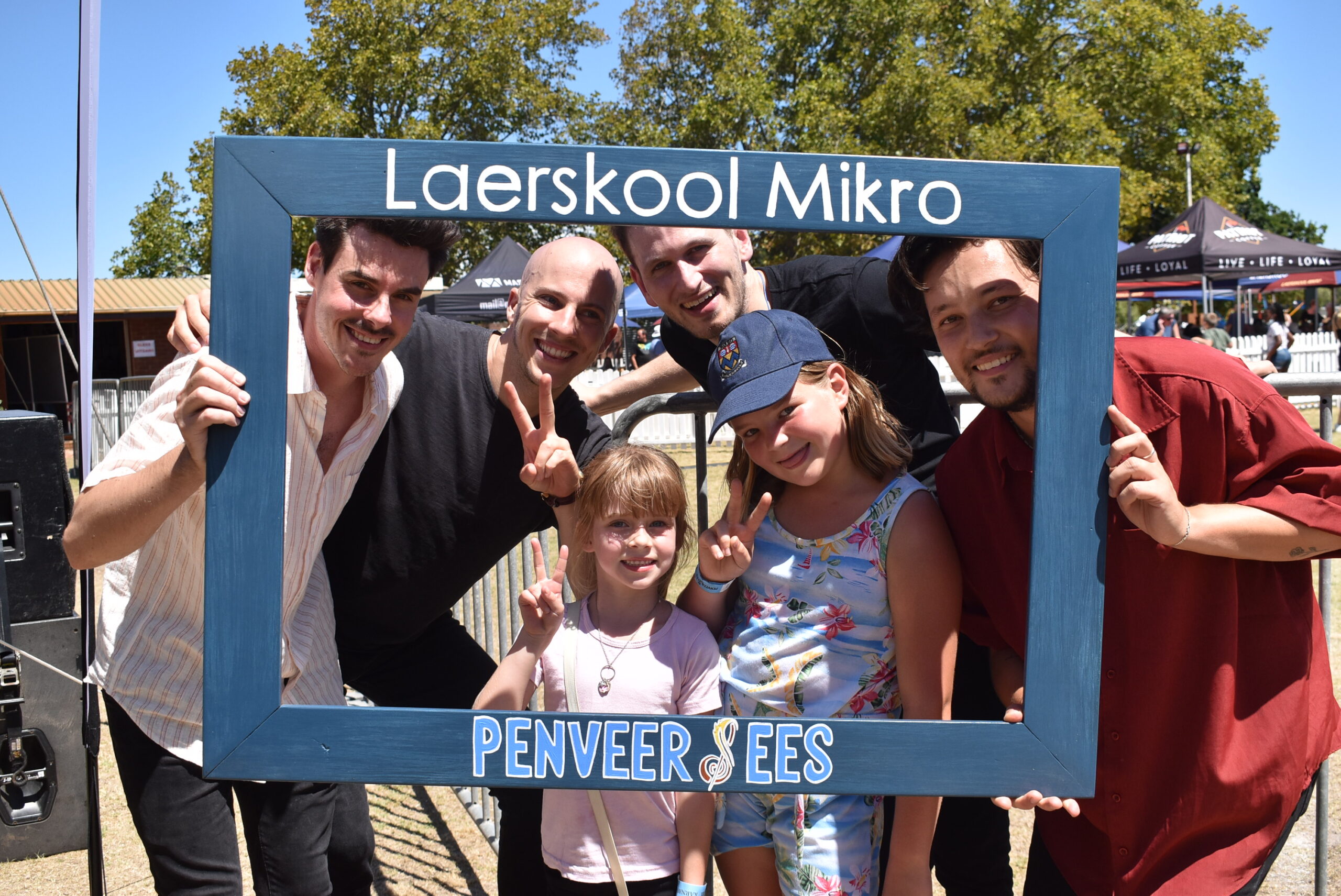 Kontak - Laerskool Mikro